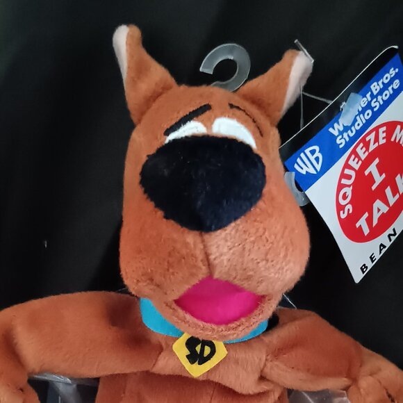 Warner Bros. | Toys | Scobby Doo New Talking Dog Portable Scooby Talks ...